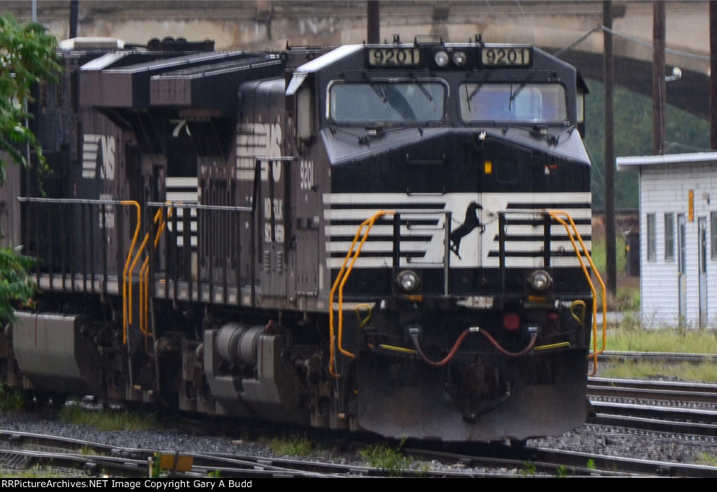 NORFOLK SOUTHERN D9-40CW 9201